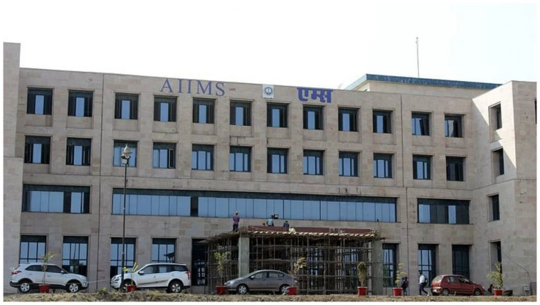 'Robotic Lab' at AIIMS in Delhi Has Capacity to Conduct 2 Lakh COVID-19 ...