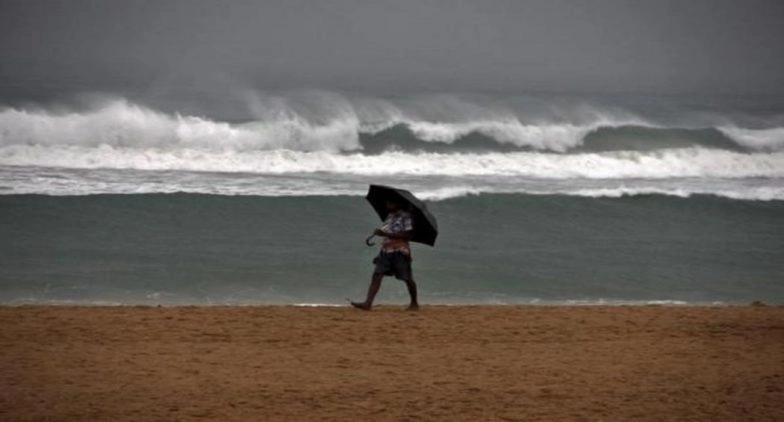 Cyclone Gaja Wreaks Havoc in Tamil Nadu, Death Toll Jumps to 20 | 📰 ...