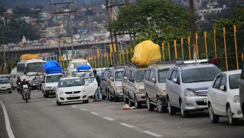 Jammu & Kashmir: Landslides Disrupt Traffic on Jammu-Srinagar Highway ...