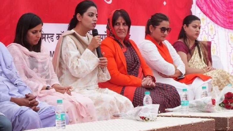 Rajasthan Congress MLA Divya Maderna Asks Woman Sarpanch to Sit on ...