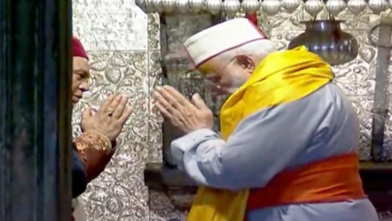 PM Narendra Modi Offers Puja at Kedarnath After Meditating for 17 Hours ...