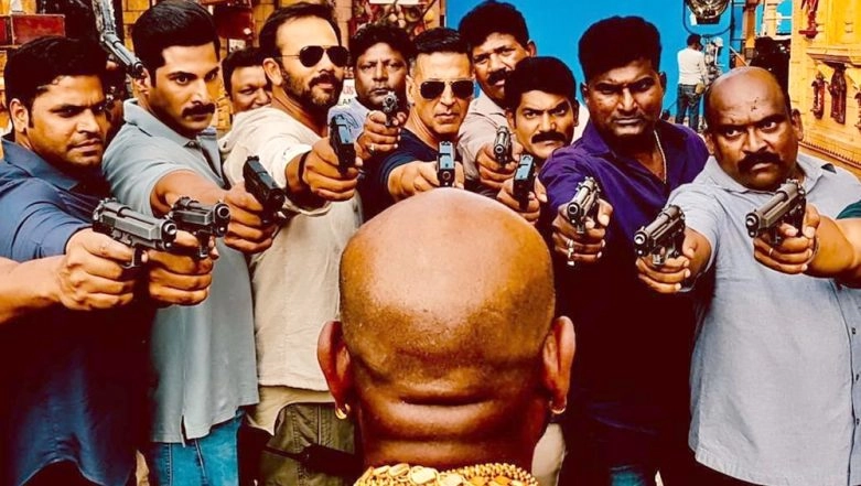 Akshay Kumar Shares A Photo From The Sets Of Rohit Shetty's ...