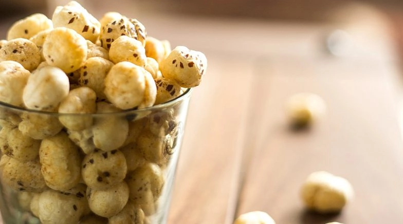 Makhanas (Fox Nuts) Health Benefits: From Smooth Digestion to Improving ...