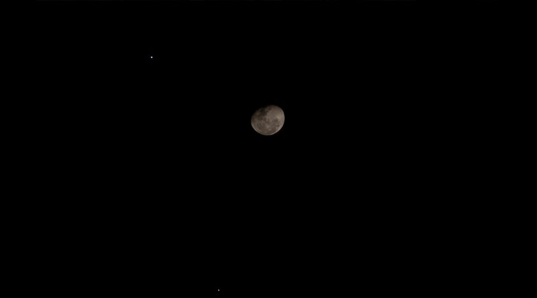 Jupiter, Saturn and Moon Form a Triangle in Rare Celestial Event in ...