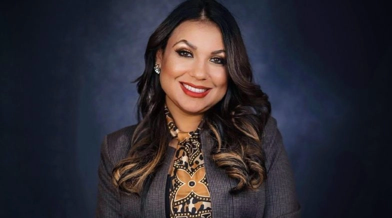 How Erika Del Toro Became a Self-Made Millionaire | 🚘 LatestLY