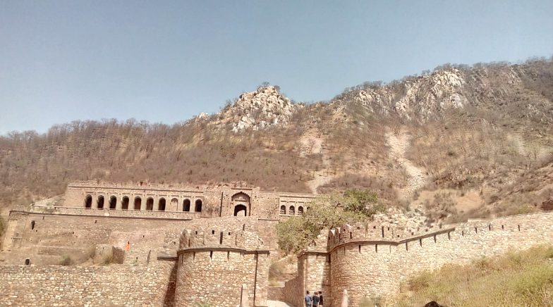 Bhangarh Fort in Rajasthan Horror Stories: Know About The Ghosts of ...
