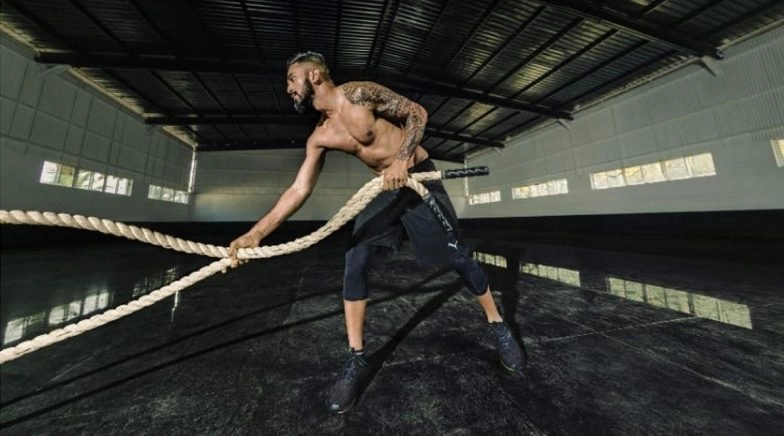 Ahead of IPL 2020, KXIP Captain KL Rahul Flaunts His Chiselled Body in ...