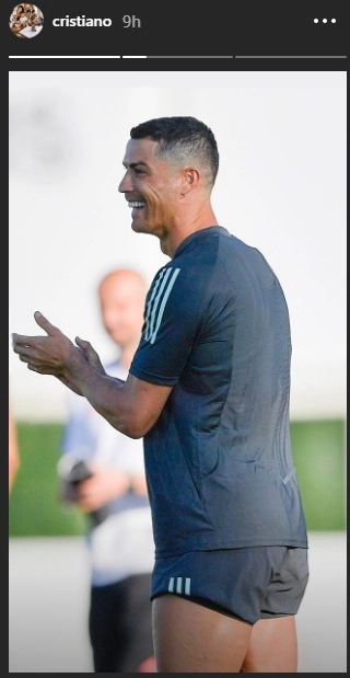 Cristiano Ronaldo Sweats it Out in the Nets Ahead of Juventus vs Lyon ...