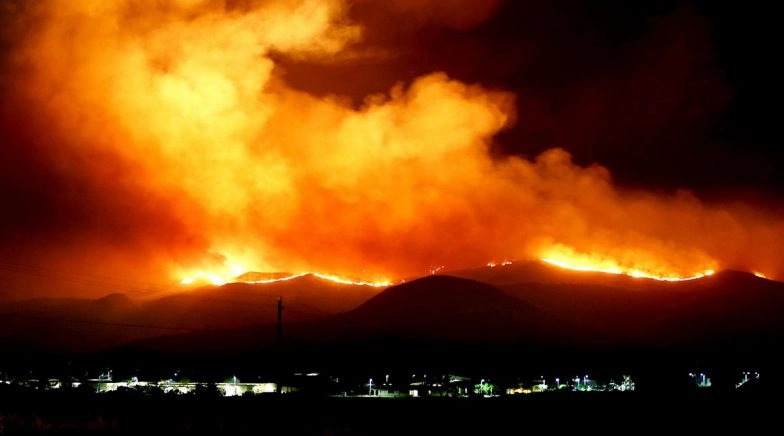 What is Gigafire? Know What The Rare Term Given to California Wildfires ...
