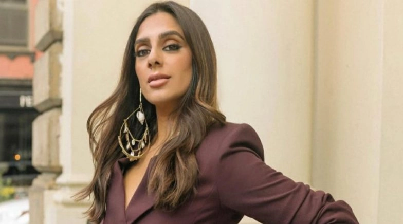 How Fashion Designer Megha Rao Kept Her Fashion Brand 'holiCHIC' Afloat ...