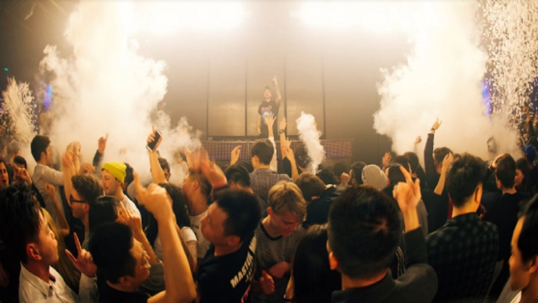 Brian Dawe Takes On New Role As Country Star Jake Owen’s Tour DJ | 🛍️ ...