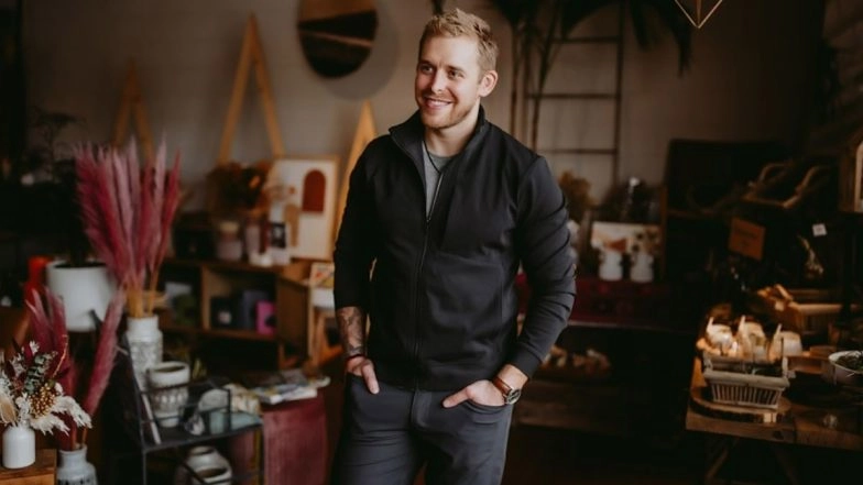 'He Works for a Living!' And Other Ways to Clap Back at a Seven-Figure ...