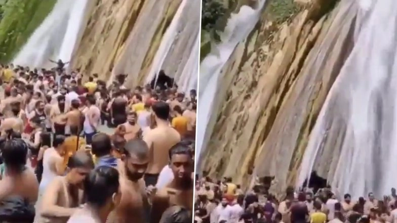 'Open Invitation to COVID-19', Centre Issues Warning After Overcrowding ...