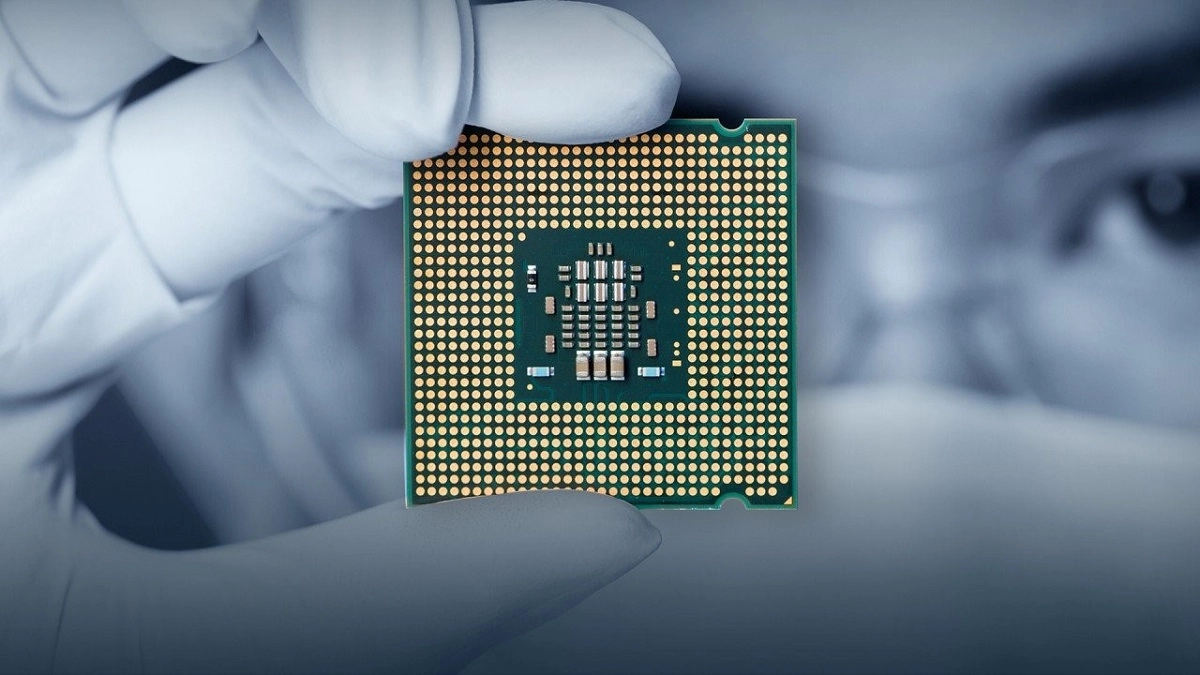 World News | China's Semiconductor Output Dips 17% in July Amid US ...