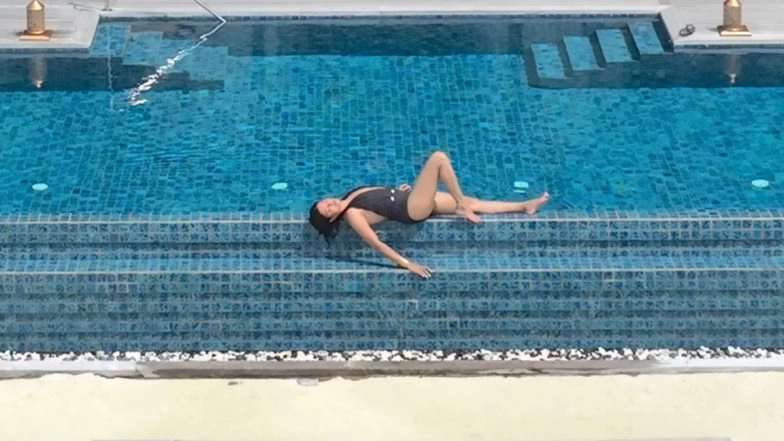Sushmita Sen Sizzles in Black Monokini, Actress Shares Her Stunning Still From Maldives Getaway ...