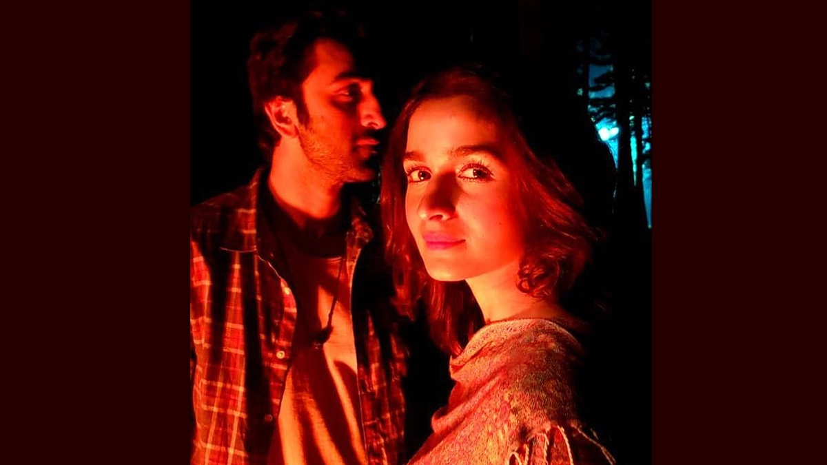 Agency News | Brahmastra: Alia Bhatt Drops Picture With Ranbir Kapoor ...