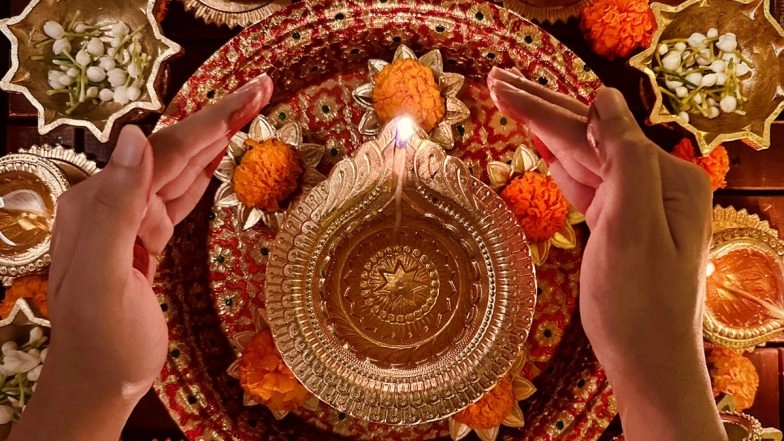 Tim Cook Tweets Diwali Image by Mumbai-Based Photographer Apeksha Makar ...