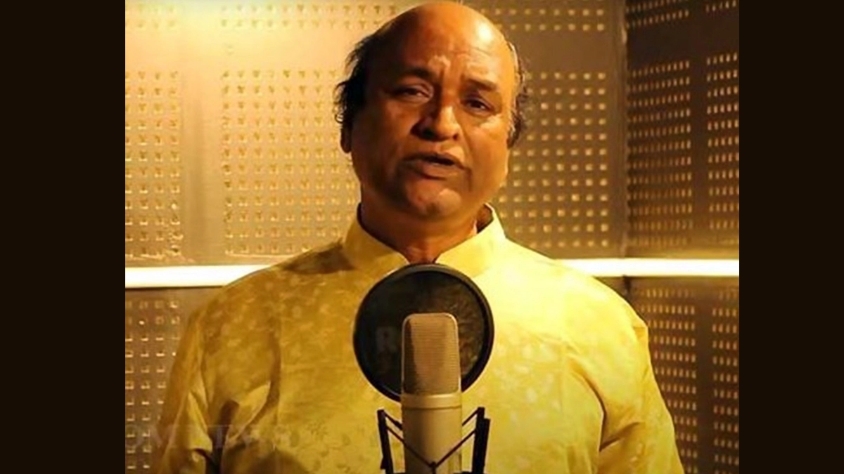 India News | Video: Murali Mohapatra Collapses on Stage, Dies | 📰 LatestLY