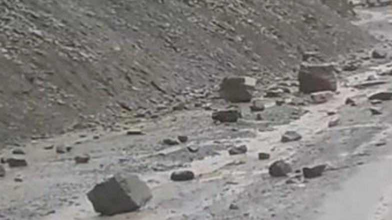 Jammu-Srinagar National Highway Closed for Traffic Due to Shooting Stones in Ramban (Watch Video ...