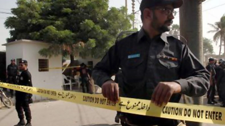 Pakistan: Over 150 Dacoits Attack Police Camp in Ghotki; Five Cops ...