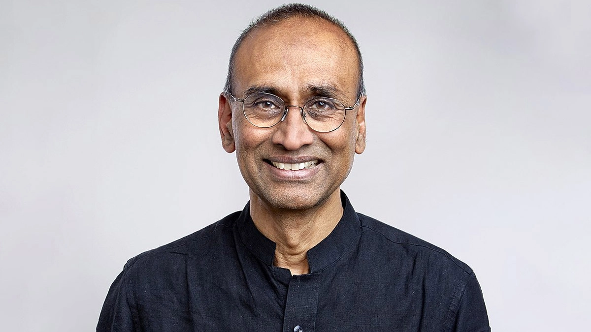 World News | India-Born Venki Ramakrishnan Awarded British Order of ...