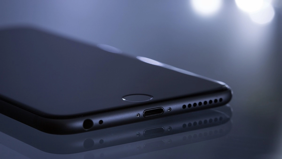 Technology News | Apple iPhone 15 May Feature Titanium Chassis With ...