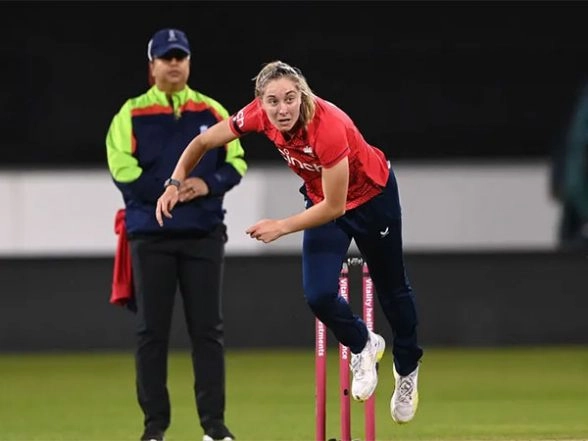 Sports News | England All-rounder Freya Kemp to Miss T20 WC 2023 Due to ...