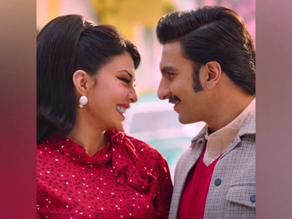 Entertainment News | Ranveer Singh, Jacqueline Fernandez's Romantic ...