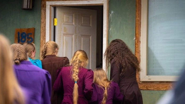 Arizona: Polygamous Leader Samuel Bateman Had 20 Wives, Many of Them ...