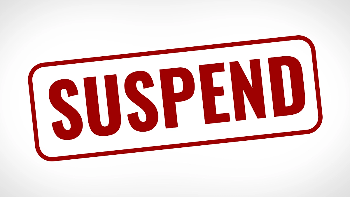 India News | Lab Pe Aati Hai Dua Prayer by Students Gets Uttar Pradesh Principal Suspended | 📰 ...