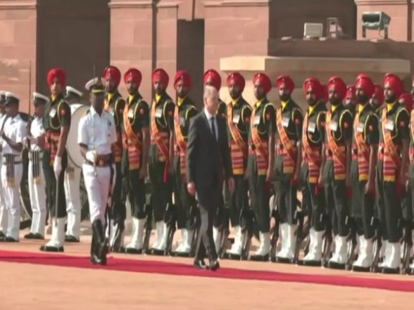 World News | German Chancellor Olaf Scholz Receives Ceremonial ...