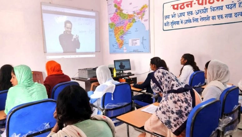 'Didi Ki Library' in Bihar: Libraries Promote Reading Habit Among ...