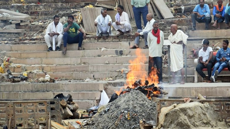 Odisha Horror: Two Drunk Men Eat Flesh of Half-Burnt Dead Body During ...