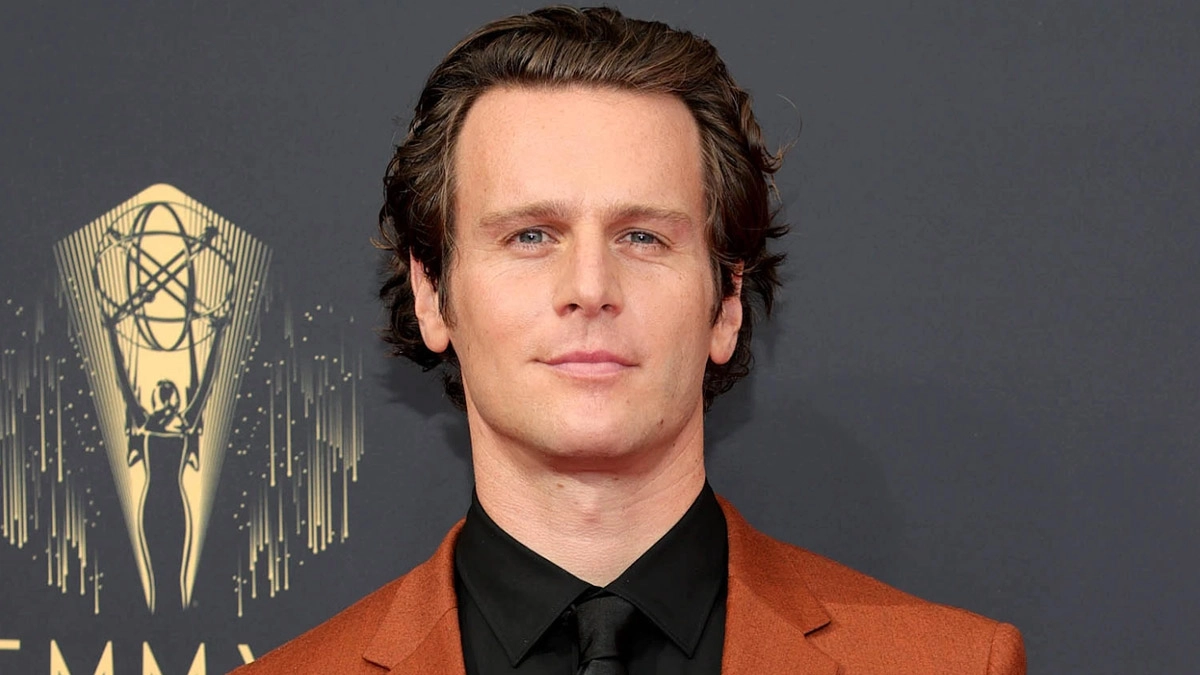 Agency News | Jonathan Groff to Star in Doctor Who | LatestLY