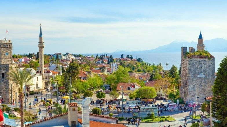 British Tourist Burned Alive After Her Caravan Catches Fire in Turkish ...