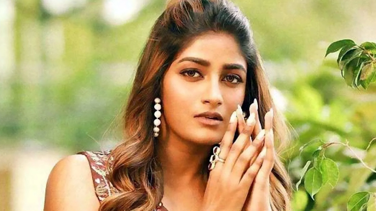 South News | Tollywood Star Dimple Hayathi Booked For Hitting IPS ...