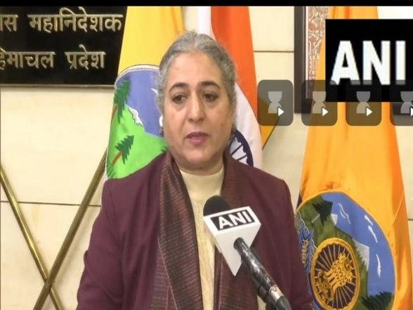 India News | Women Cops Played Important Role During Rains and Flood ...