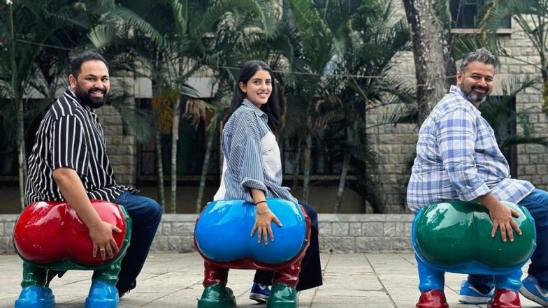 Navya Naveli Nanda Recreates the Iconic 3 Idiots Pose at IIM Bangalore ...
