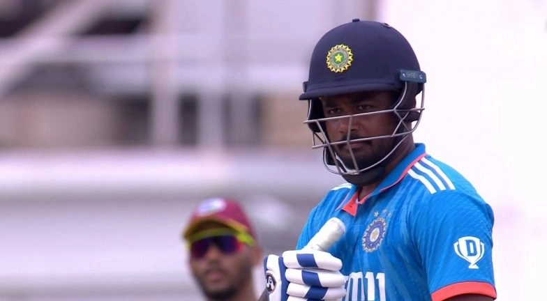 'Take These Chances' Disappointed Fans React After Sanju Samson Fails ...