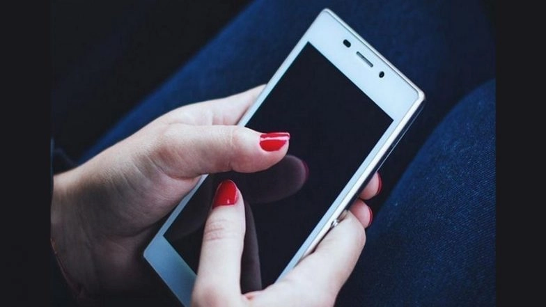 'Emergency Alert Extreme' Notification Flashes on Mobile Phones With ...