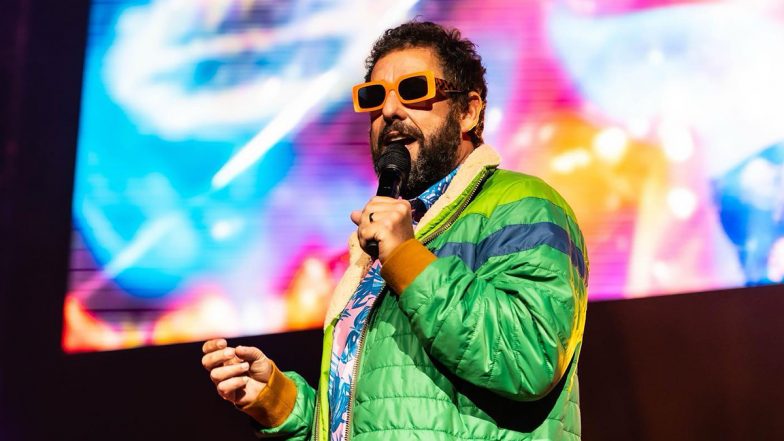 Adam Sandler Halts Comedy Show To Help Fan In Crowd With Medical ...
