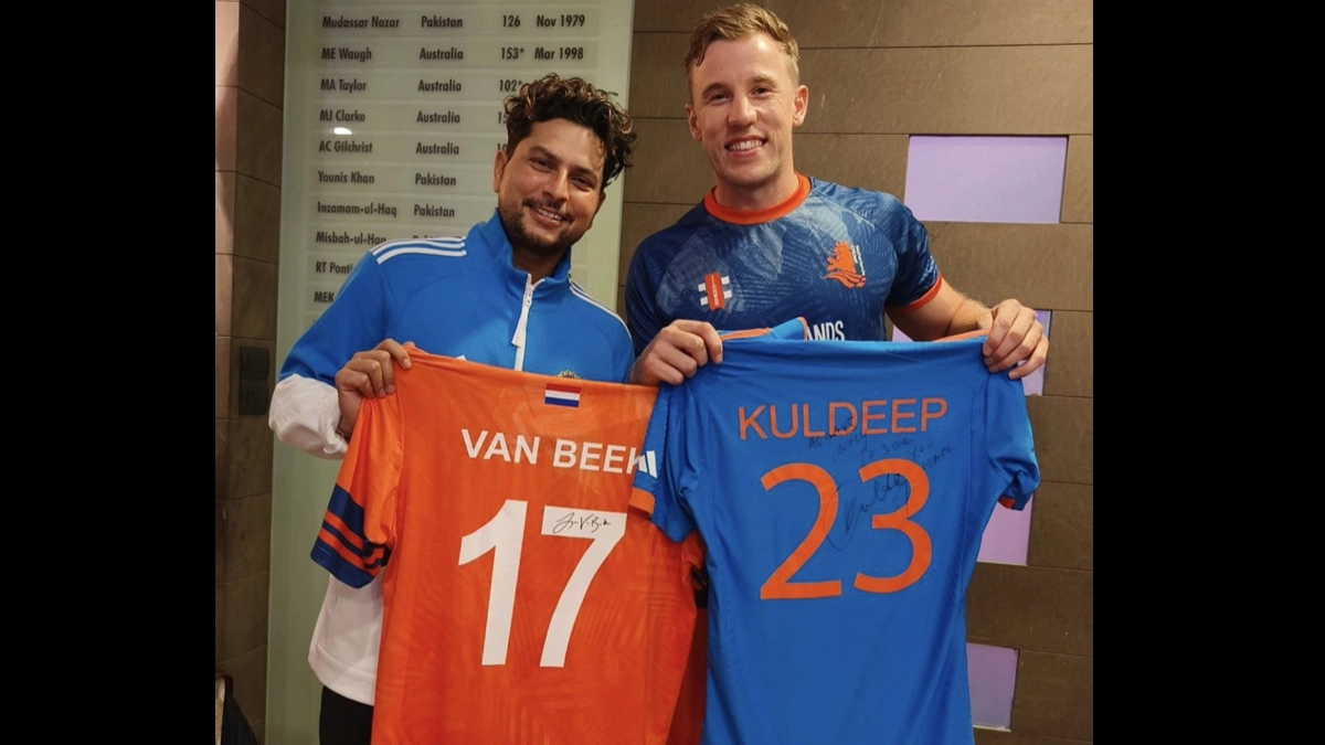 Logan van Beek, Kuldeep Yadav Exchange Jerseys After IND vs NED CWC 2023 Match, Netherlands All ...