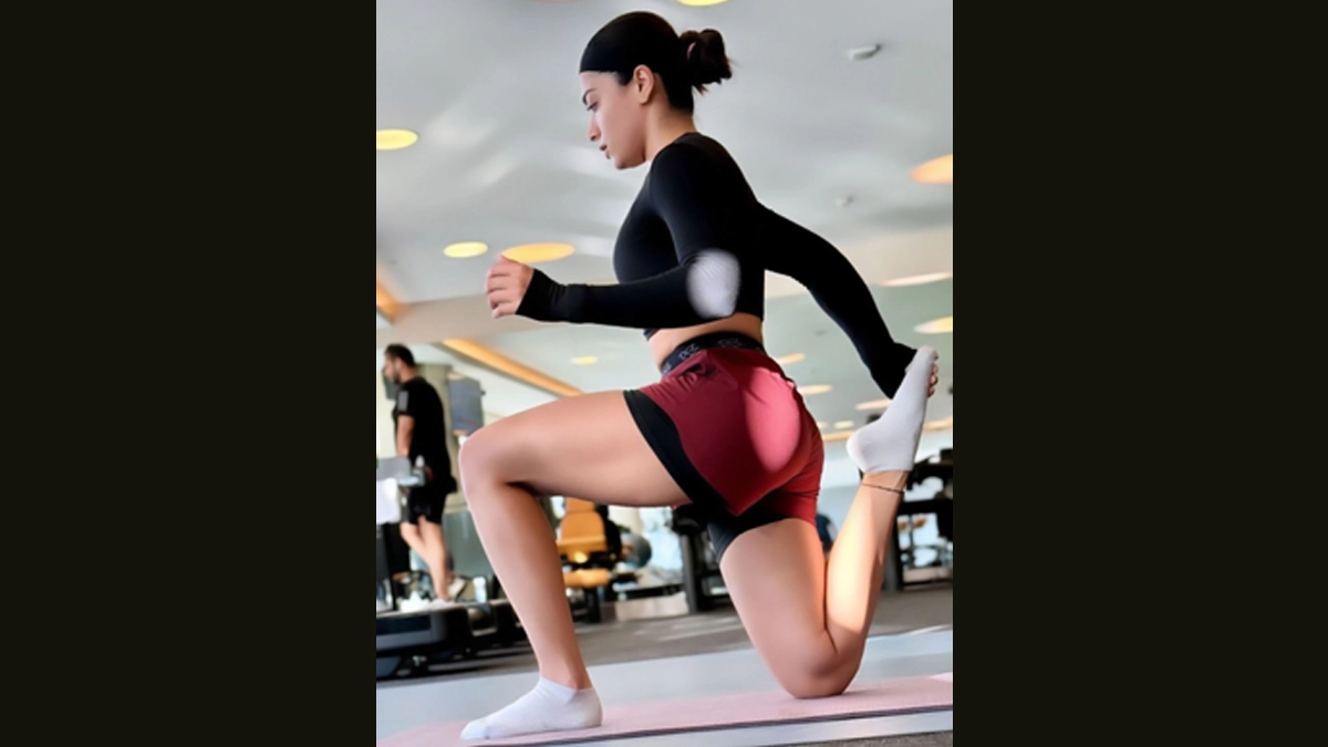 South News | Rashmika Mandanna Gives Major Fitness Goals With a Glimpse of Her Morning Workout ...