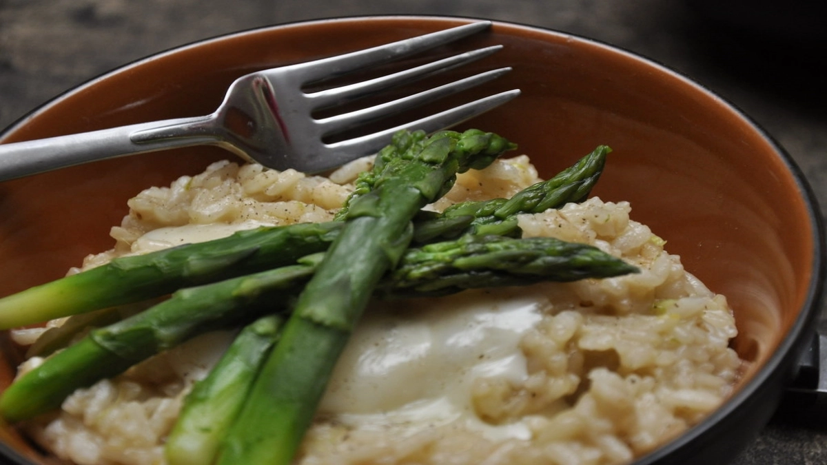 National Asparagus Day: How To Cook Asparagus? 3 Dishes To Celebrate ...