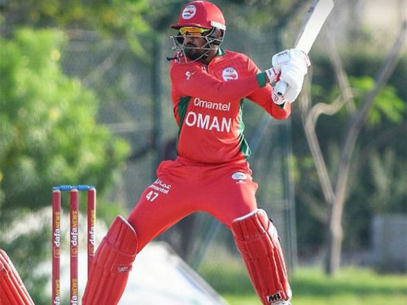 Sports News | T20 World Cup: Oman Win Toss, Put Australia to Bat | LatestLY