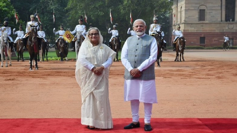 Bangladesh PM Sheikh Hasina Receives Ceremonial Welcome at Rashtrapati Bhavan in Presence of PM ...