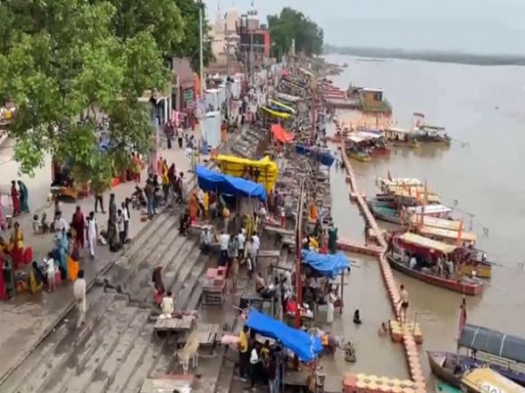 India News | Ayodhya: Water Level in Saryu River on the Rise Amid Heavy ...