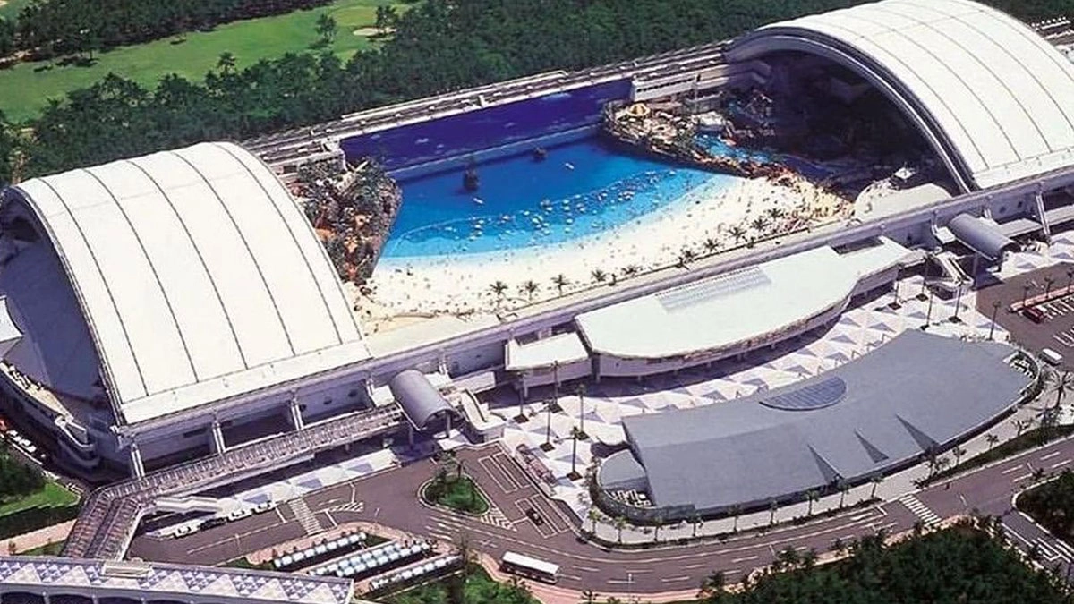 National Swimming Pool Day 2024: World's Top 5 Biggest Swimming Pools ...