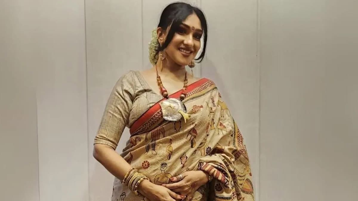 Entertainment News Rituparna Sengupta Organises Mumbai Durga Puja