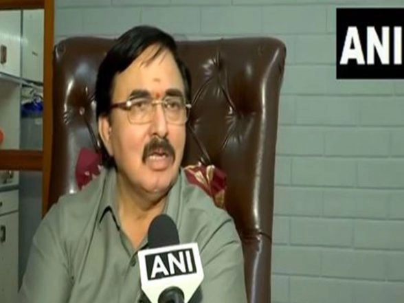 India News | NCP Pune Unit President Deepak Mankar Offers to Resign ...